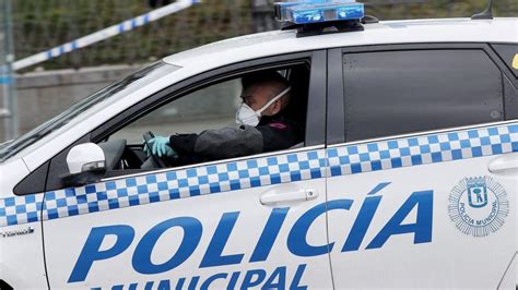 Detingut Per Agredir Sexualment Durant Un Any Als Fills De La Seua