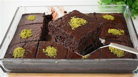 BROWNİ TADINDA MÜKEMMEL BİR ISLAK KEK ıslak kek nasıl yapılır kolay