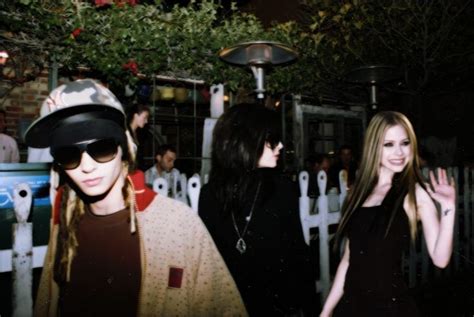 Tom Bill And Avril Lavigne Edit Fotos De Banda Fotos De Famosos