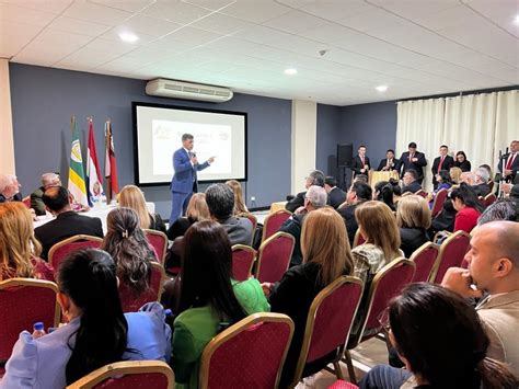 Ministro Víctor Ríos expuso en VIII Ciclo de Conferencias de Semana
