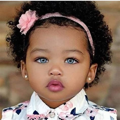 Bebe Morena Dos Olhos Verdes Librain