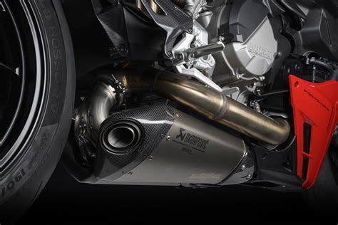Ducati Unveils New Performance Accessories For Streetfighter V2 Sports