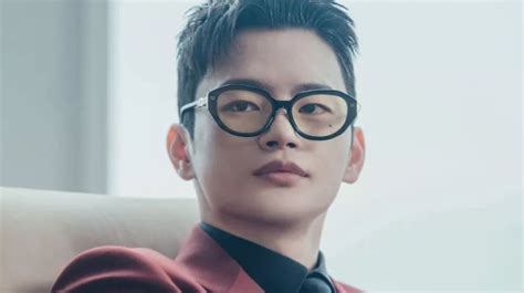 Seo In Guk Jadi Profiler Terampil Sekaligus Dukun Licik Di Drama Baru