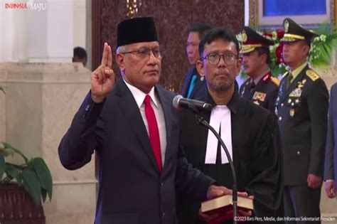 Dilantik Presiden Jokowi Irjen Pol Marthinus Hukom Resmi Jabat Kepala BNN