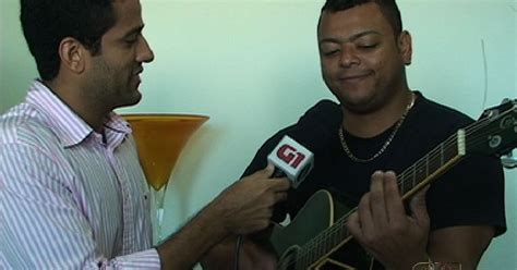 G1 Banda Filhos de Jorge lança novo sucesso Elevador em Aracaju
