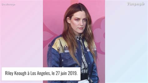 Lisa Marie Presley enterrée photo déchirante de sa fille Riley Keough
