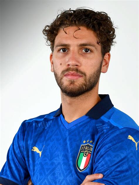 Manuel Locatelli Biografia Curriculum E Carriera