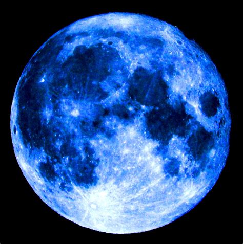 Prochaine Lune Bleue Raina Kristel