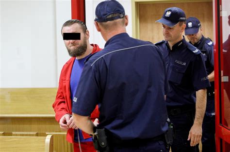 Przyznał się do zabójstwa policjanta Radosław Ś uśmiechał się podczas