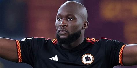 Roma Le Scelte Di Mourinho Lukaku Totem Gioca Ancora