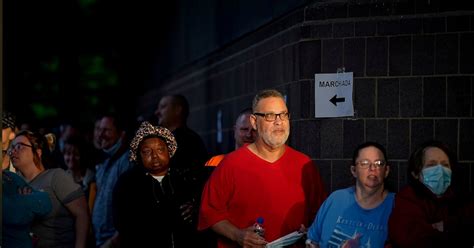 U S Weekly Jobless Claims Rise Again But Labor Market Recovery