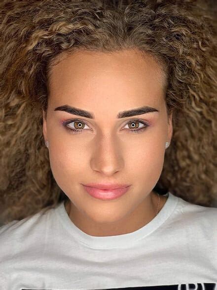 Sopracciglia Iconic Brows By Manuela Maranto