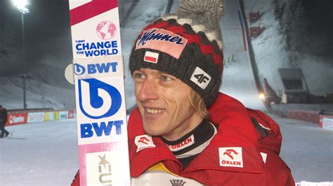 Skoki narciarskie Dawid Kubacki po podium w Engelbergu były drobne