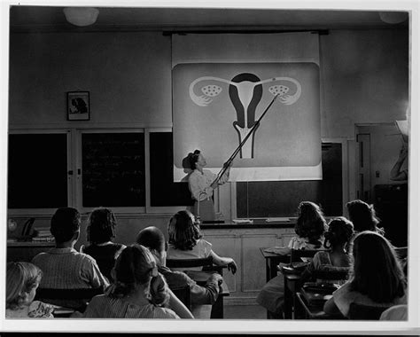 Education sexuelle à la rencontre des pionniers français il y a 70 ans