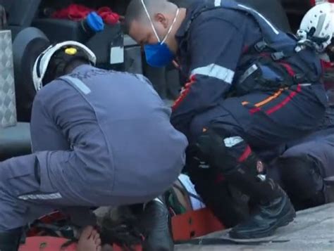Motorista fica ferido após perder controle de veículo e cair em córrego