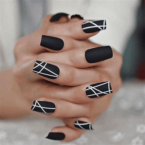 Edgy Goth Grunge Black Nail Designs