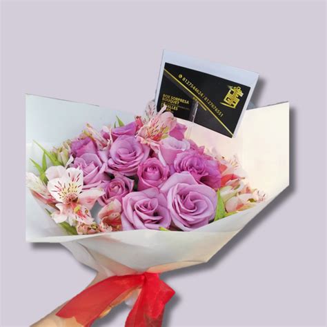 Ramo 12 Rosas Lilas Y Astromelias DEGAMX