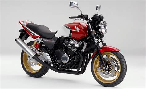 Honda ネイキッドロードスポーツバイクCB400 SUPER FOURと CB400 SUPER BOL D ORをマイナー