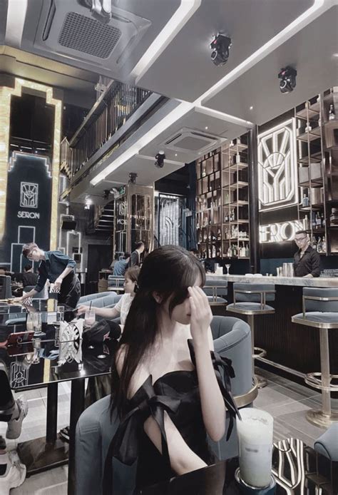 Top 40 Ảnh Gái Xinh Giấu Mặt Update Brandiscrafts