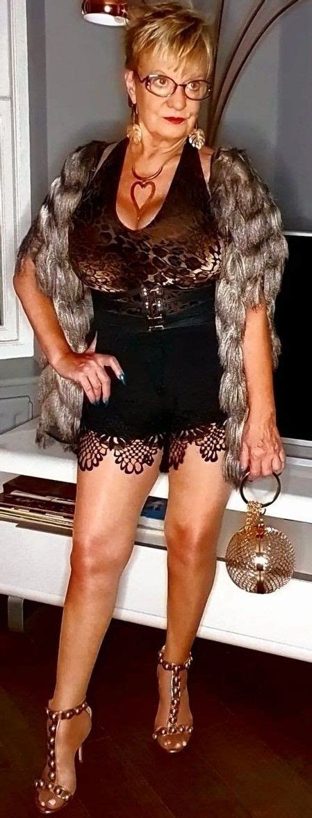 Pin Auf Beautiful Women Over