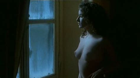 Elsa Lunghini Nue Photos Sexy De La Star De Ici Tout Commence