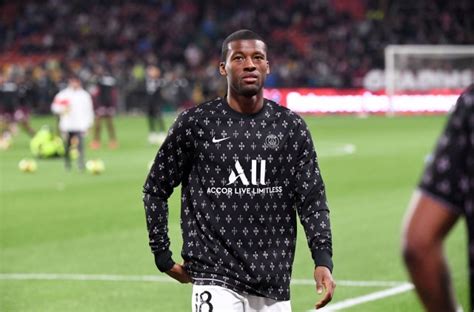 Mercato PSG Une Nouvelle Porte De Sortie S Ouvre Pour Un Milieu
