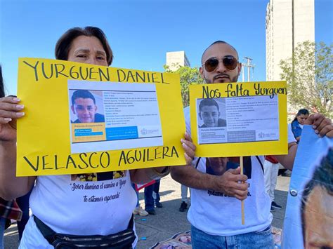 ZonaDocs on Twitter Familias buscadoras se reúnen en la Glorieta de