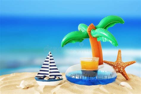 As Férias E O Verão Objetos E Praia Do Estilo De Vida Marinha