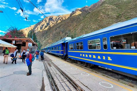 El Viaje En Tren A Machu Picchu