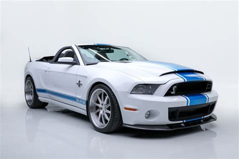 Shelby Mustang Gt Super Snake White