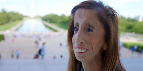Comment La Femme La Plus Laide Du Monde Est Devenue Une Gourou Du Web