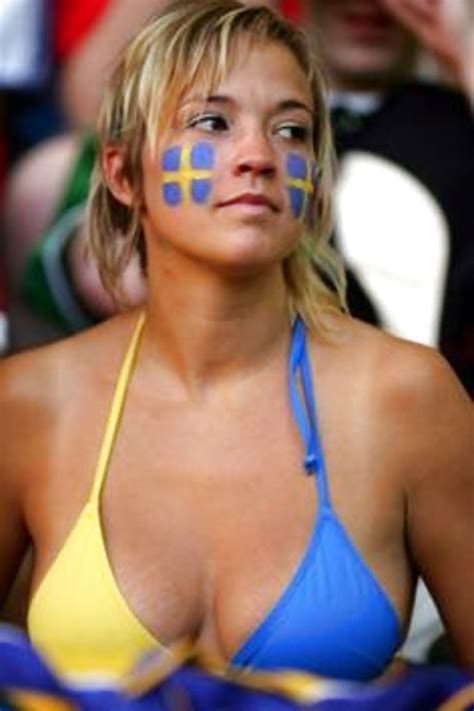 スウェーデンの女性サッカーファン アダルト画像、セックス画像 1686184 Pictoa