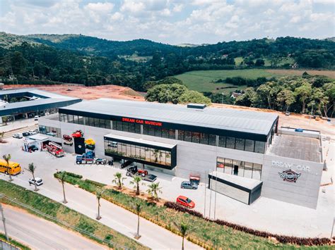 Galeria de fotos Museu de carros antigos abre neste sábado em São