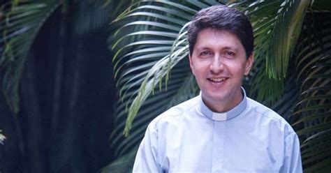 Arriba 33 Imagen El Evangelio De Hoy Con El Padre Carlos Yepes