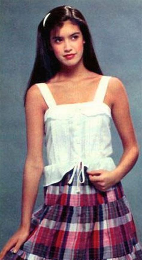 Hot Phoebe Cates Photos Thblog