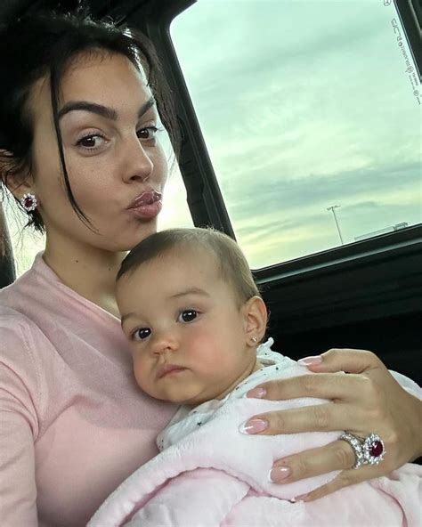 Georgina Rodriguez Pokazała Dzieci Jak Wygląda Bella Esmeralda