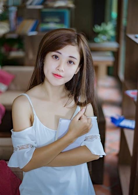 Cô giáo thực tập xinh như hot girl được học sinh yêu mến Gương mặt