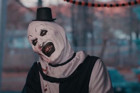 İzleyenleri bayıltan filmin yönetmeninden pazarlama taktiği