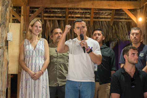 Noboa el presidente electo más joven de la historia de Ecuador