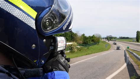 Un automobiliste contrôlé à 185 km h au lieu de 130km h sur l A81 au