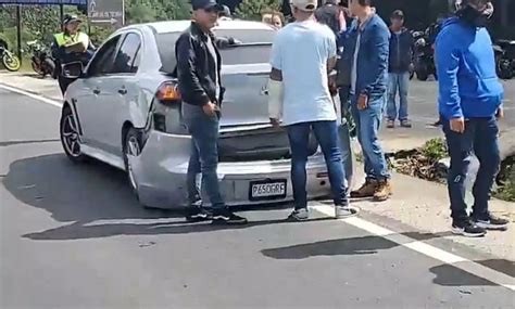 Víctor Bolaños on Twitter AHORA Motociclista integrante de caravana