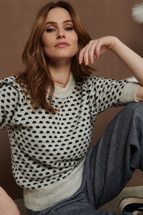 Marie Mero Pull Ecru Zwart