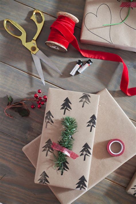 Christmas Gift Wrapping Ideas Tutorial Fresh Mommy Blog