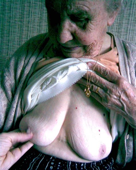 Yaşlı En Büyük Memeli Porno Forced pornosu