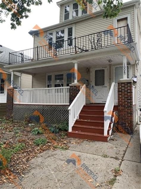 Request A Viewing For 1008 Wayburn Street Tenant Turner