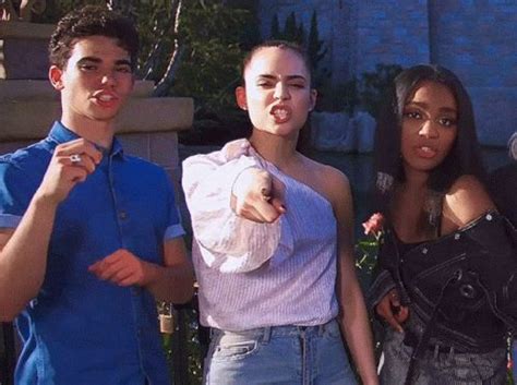 China Anne Mcclain Descendants2 China Anne Mcclain Descendants2