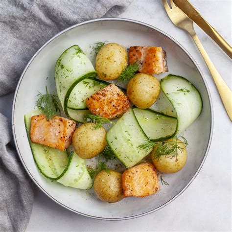 Klassisk lasagne med grönsallad Tasteline