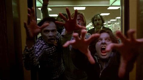 Pel Culas Y Series De Zombies Imprescindibles Para Ver En Streaming