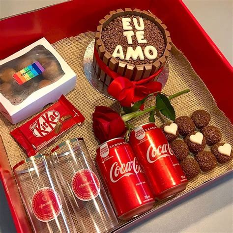 Pin de Giovanna Rocha em Inspirações Românticas Festa surpresa para
