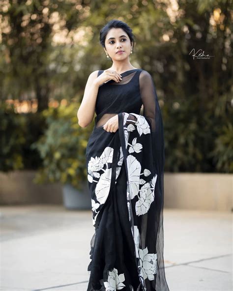 Priyanka Mohan Gorgeous Stills In Black Saree Artofit